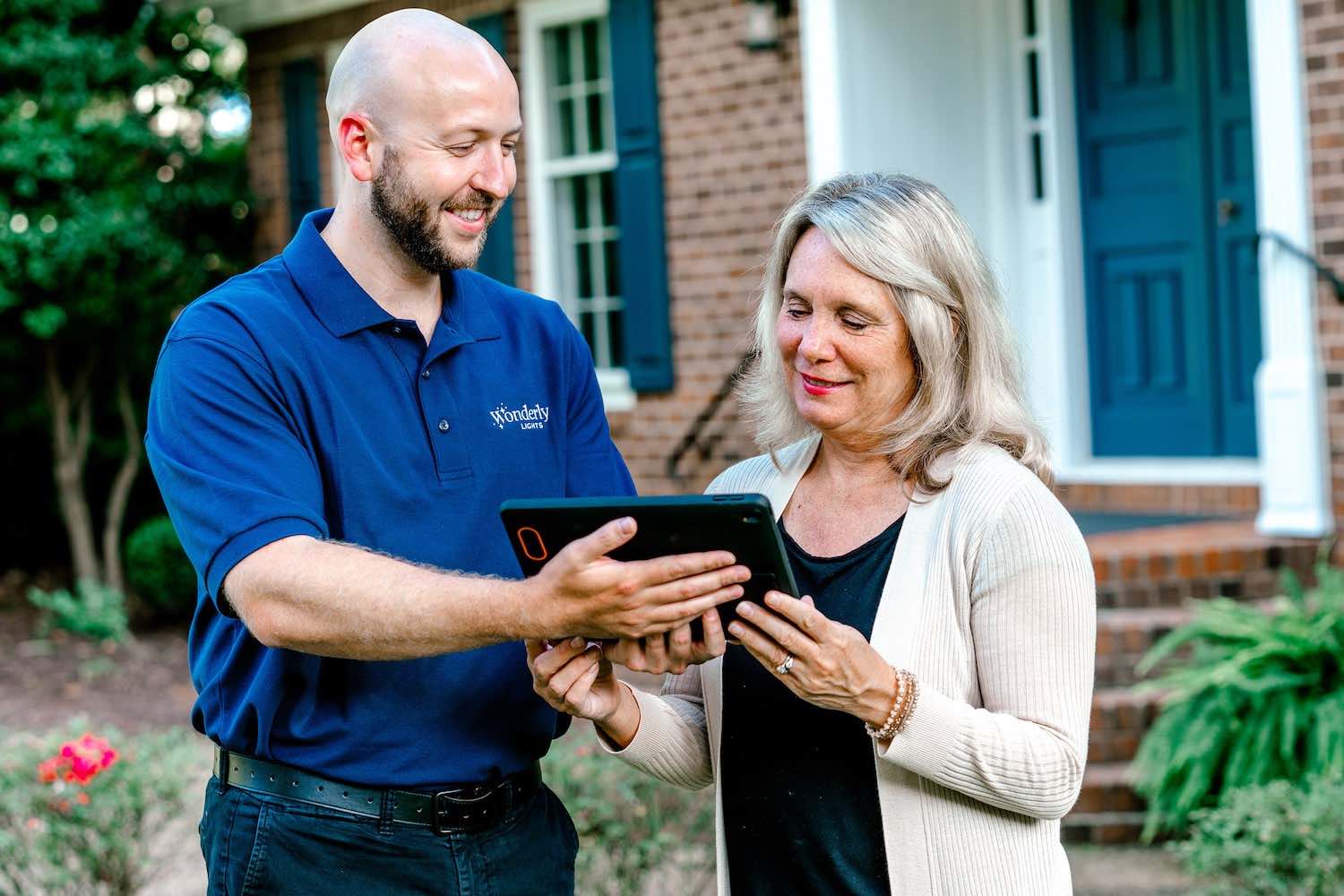 Holiday & Christmas Light Installation - Wonderly Lights